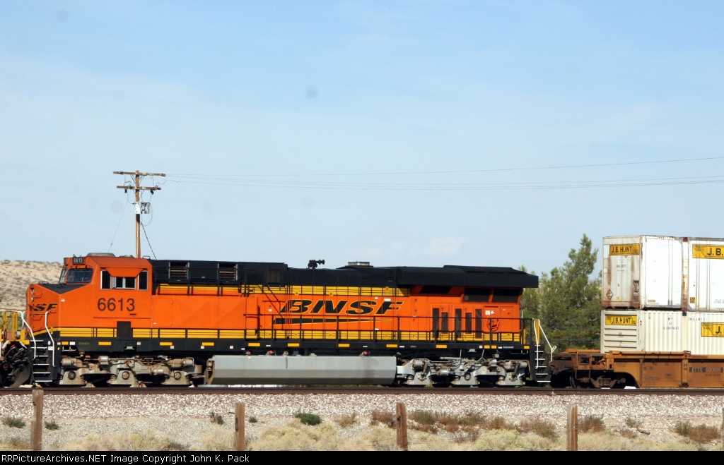 BNSF 6613